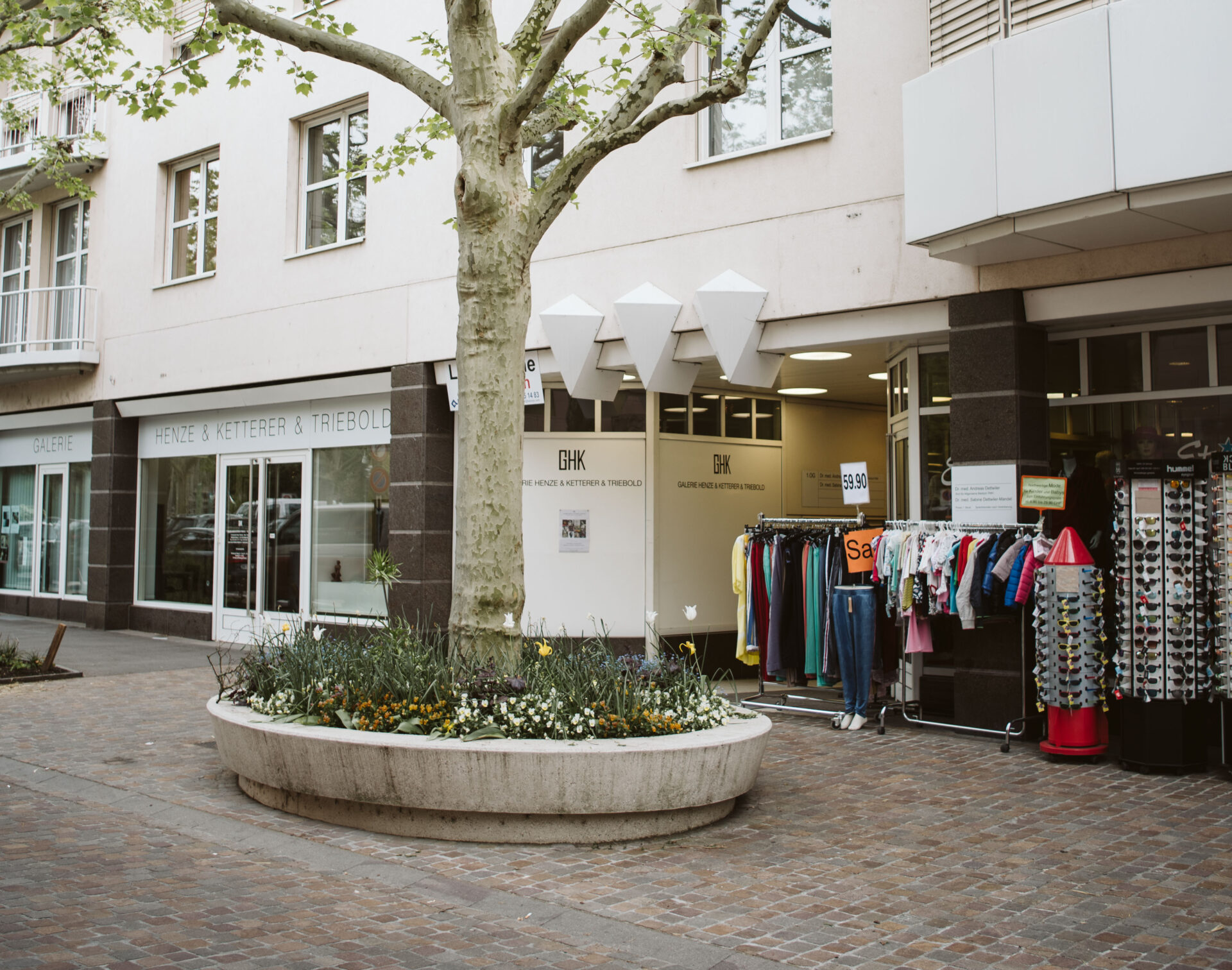 Sa­nacare Grup­pen­pra­xis Rie­hen - Sanacare